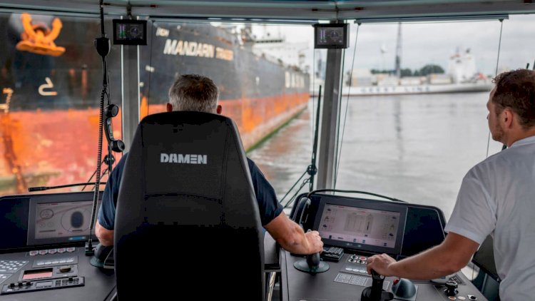 Damen Wins Ux Design Award For Human Machine Interface For Tugs