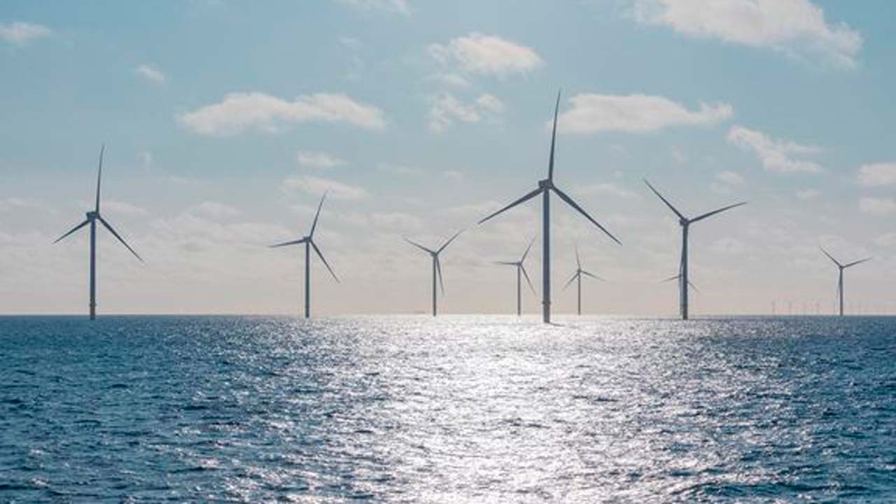 Ørsted’s largest offshore wind farm in Germany produces first power ...