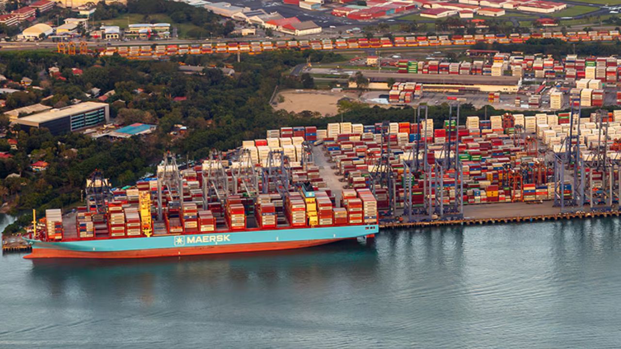 APM Terminals begins temporary operations at the Port of Balboa in ...